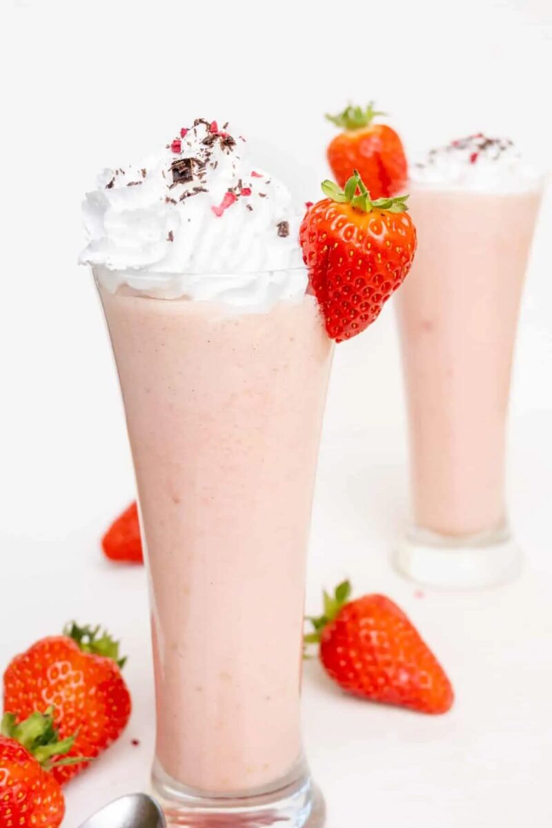 Vegan Milkshakes (10 Deliciously Creamy Recipes You'll Love)